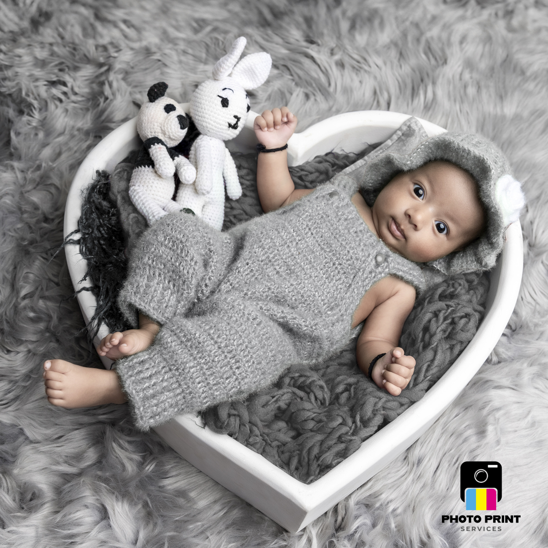 Premium Newborn Photography Package – More Photos & Props